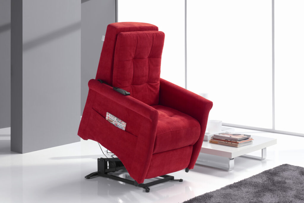Come funziona una poltrona relax alzapersona? - Spazio Relax